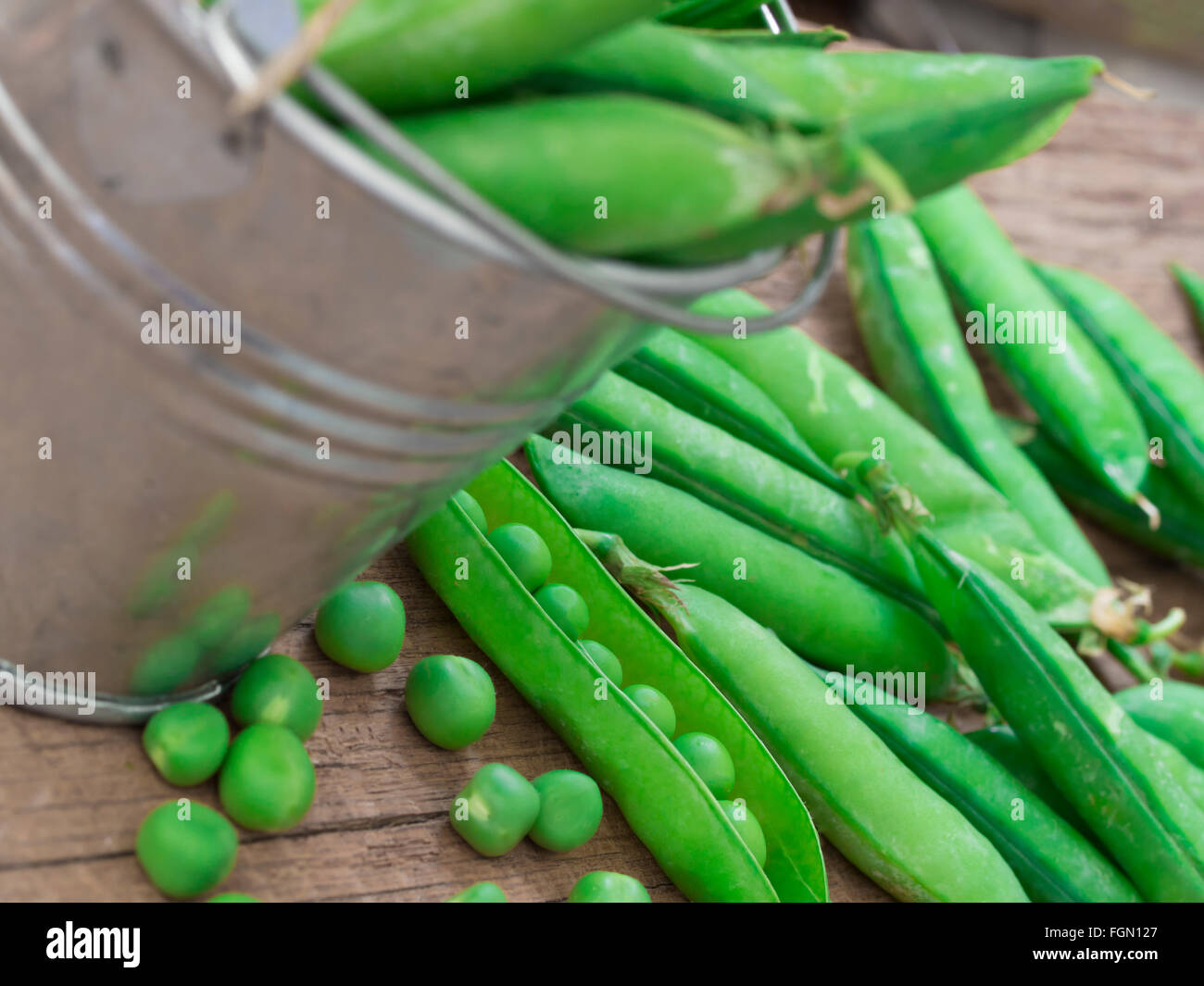 fresh green peas Stock Photo - Alamy