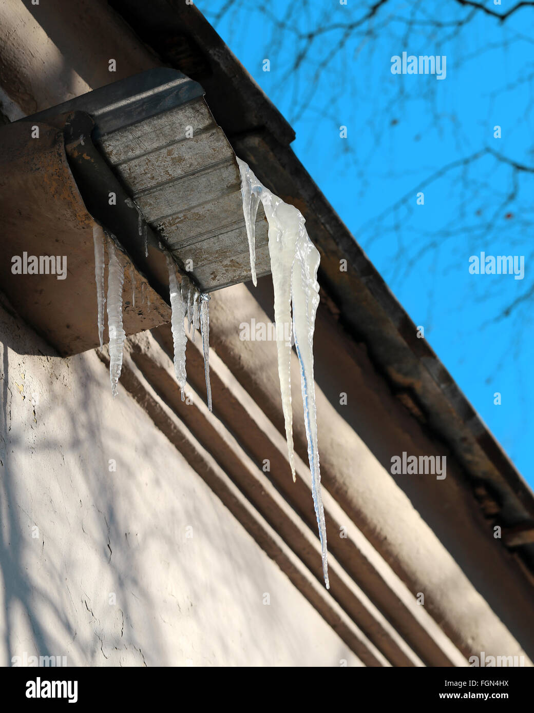 Beautiful picture transparent icicle hi-res stock photography and ...