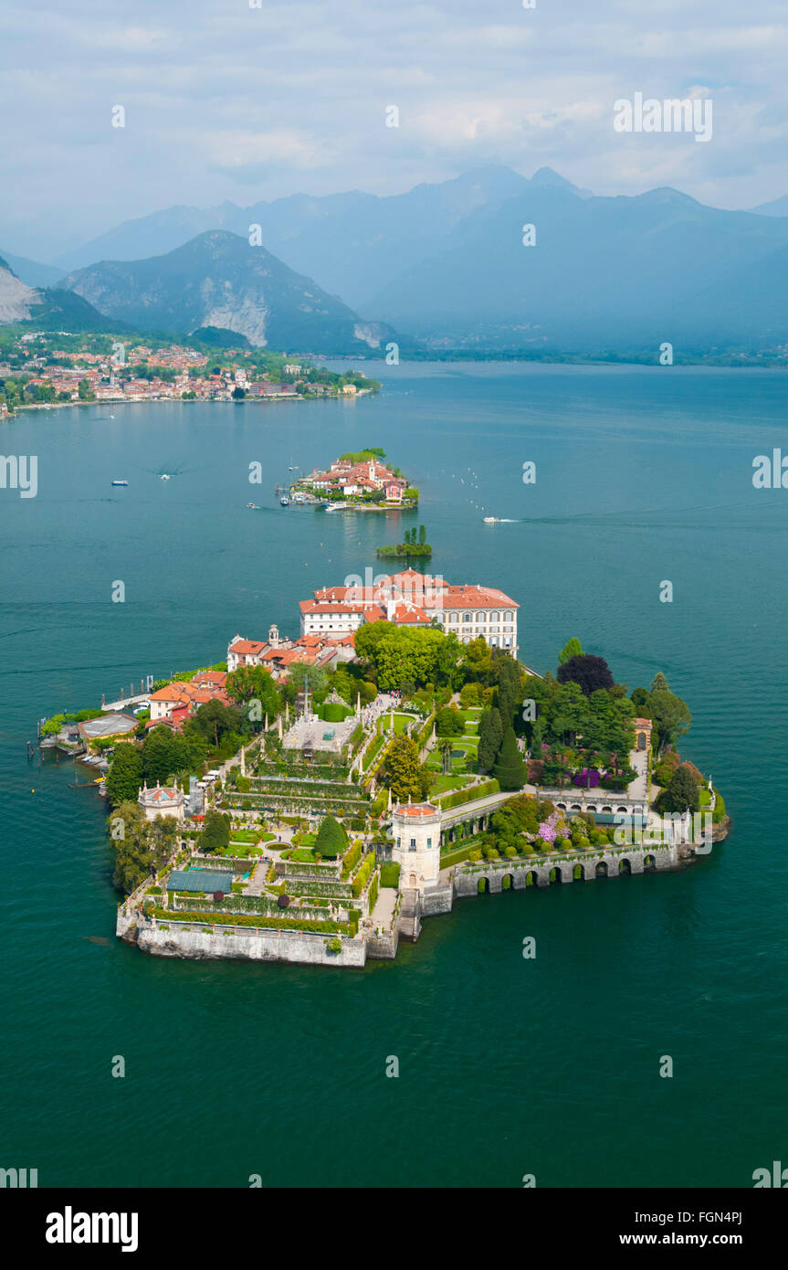 Lake maggiore island aerial bella hi-res stock photography and images ...