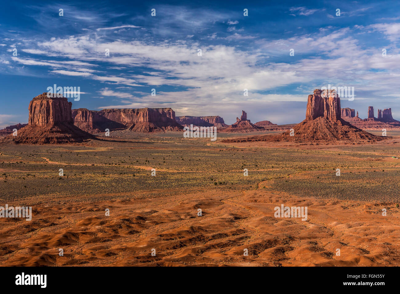 Sandstone buttes hi-res stock photography and images - Alamy