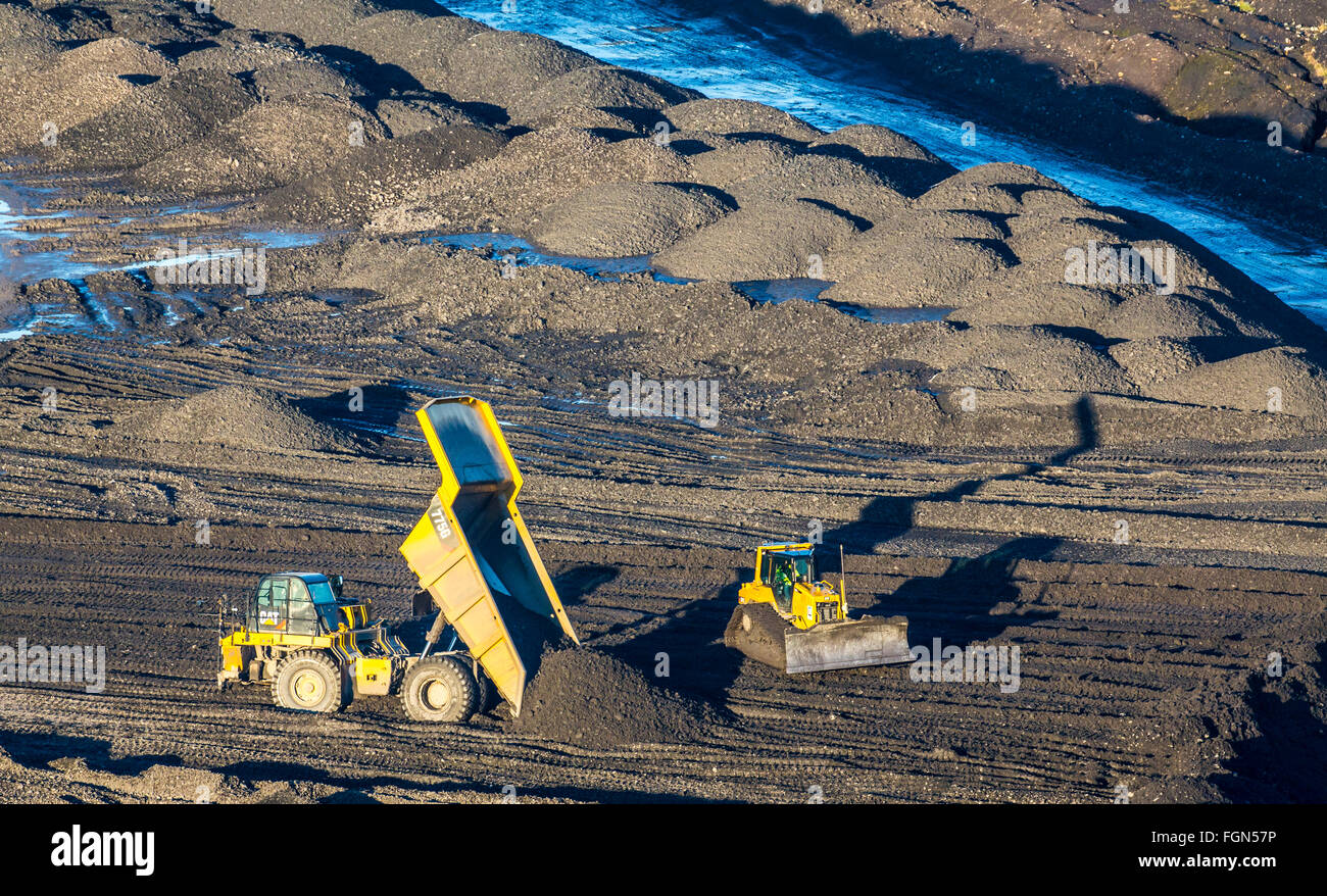 Landfill construction hi-res stock photography and images - Alamy