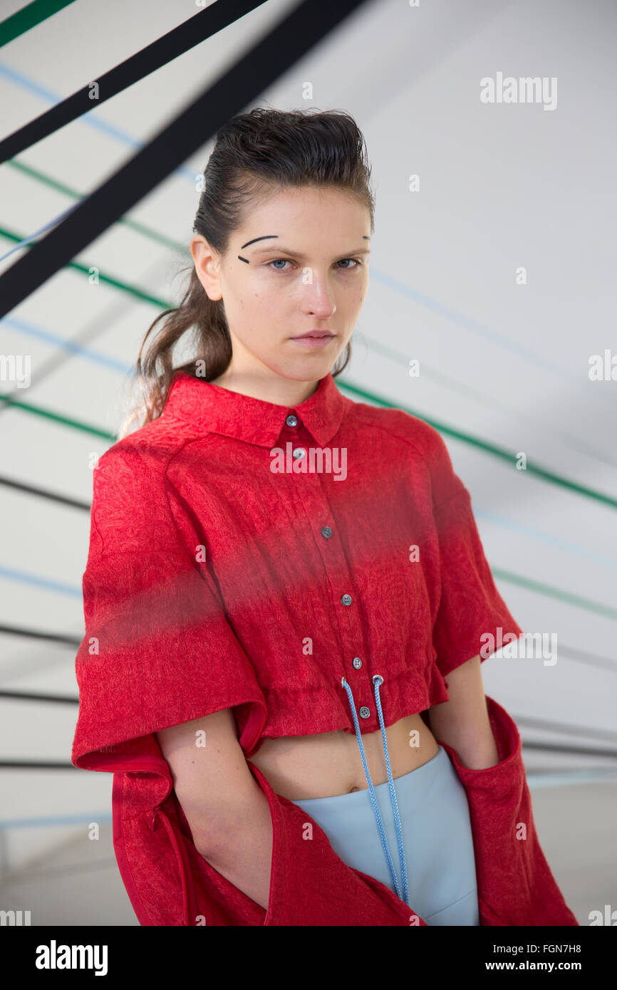 Actress mens clothes hi-res stock photography and images - Alamy