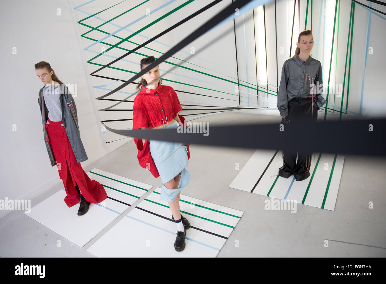 Actress mens clothes hi-res stock photography and images - Alamy