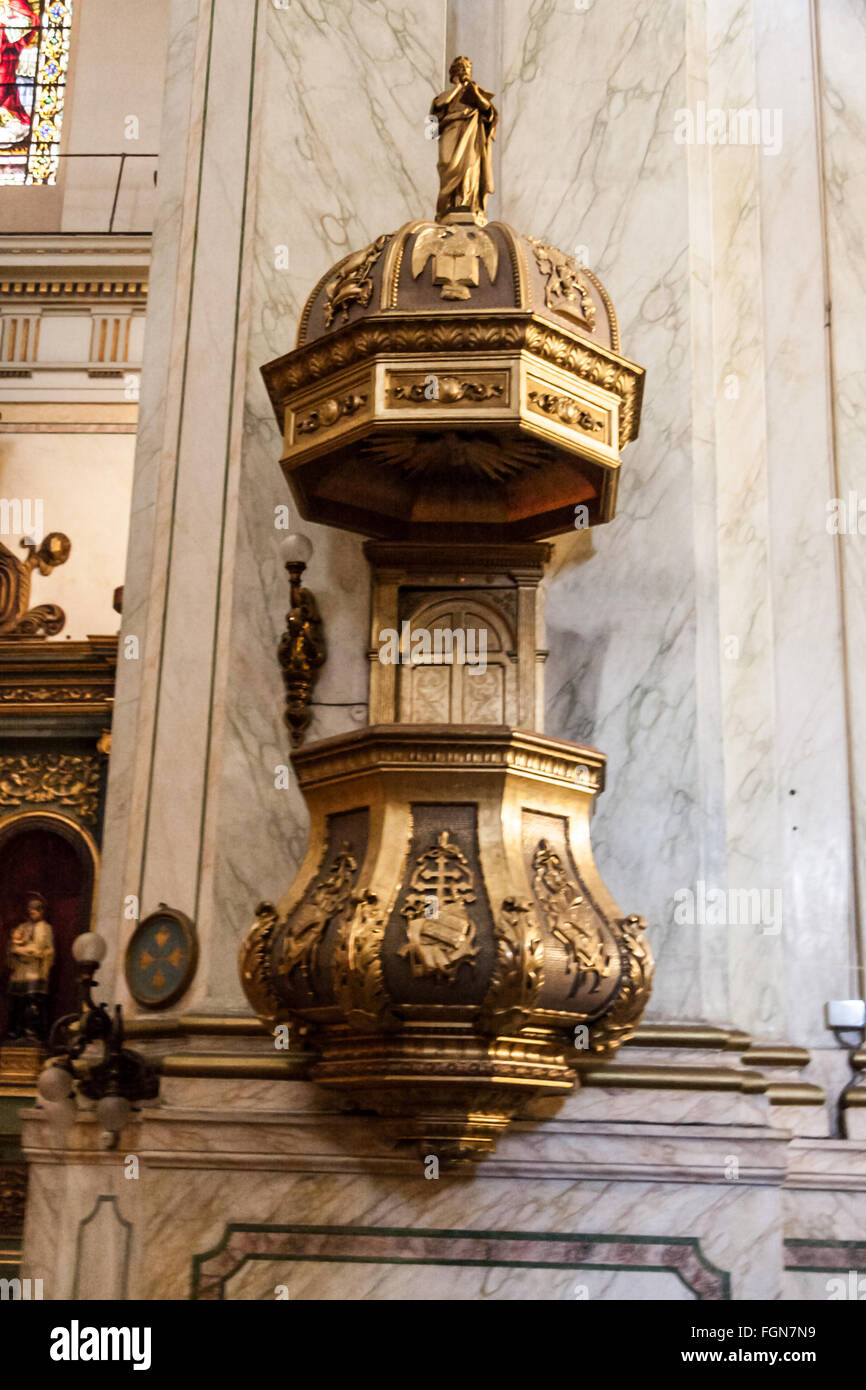 Golden pulpit hi-res stock photography and images - Alamy