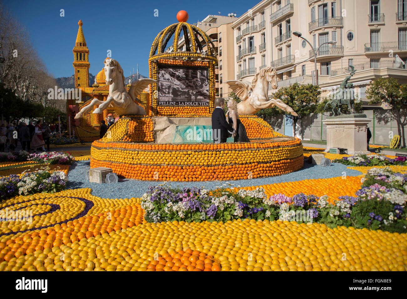 France: Lemons Festival in Menton Stock Photo - Alamy