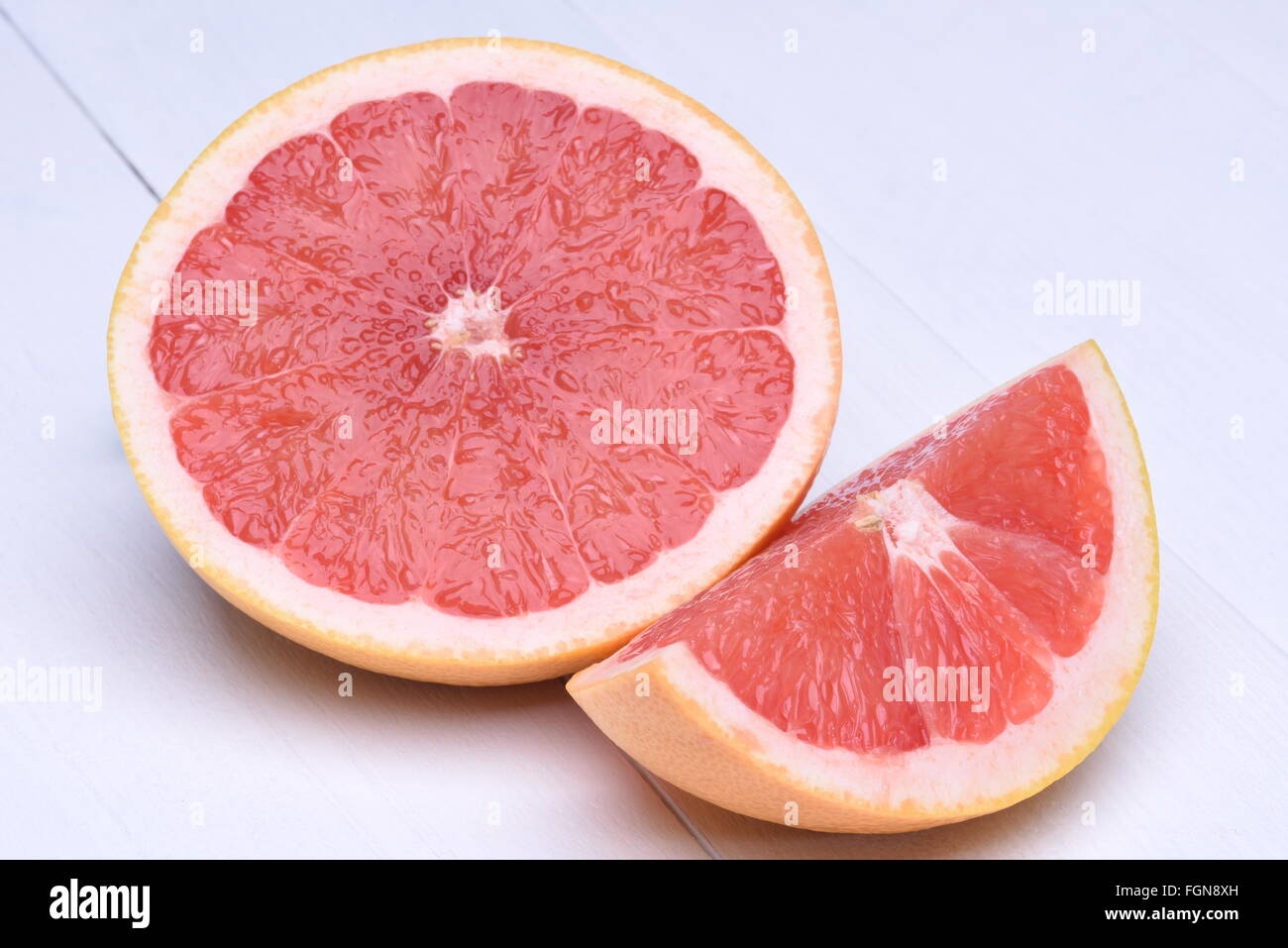 Red grapefruit hi-res stock photography and images - Alamy