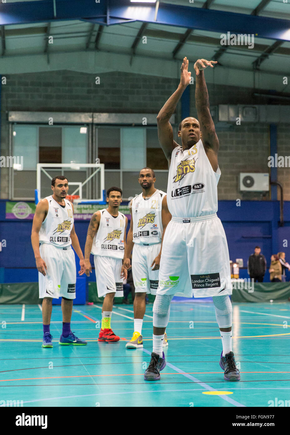 Manchester giants basketball team hi-res stock photography and images ...