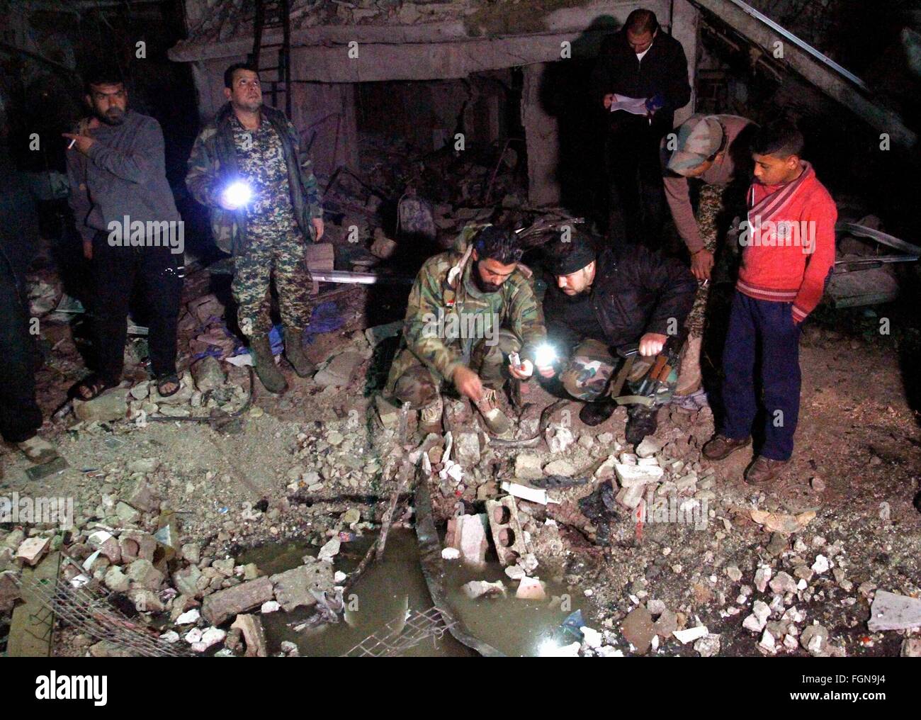 Sayyidah zaynab hi-res stock photography and images - Alamy