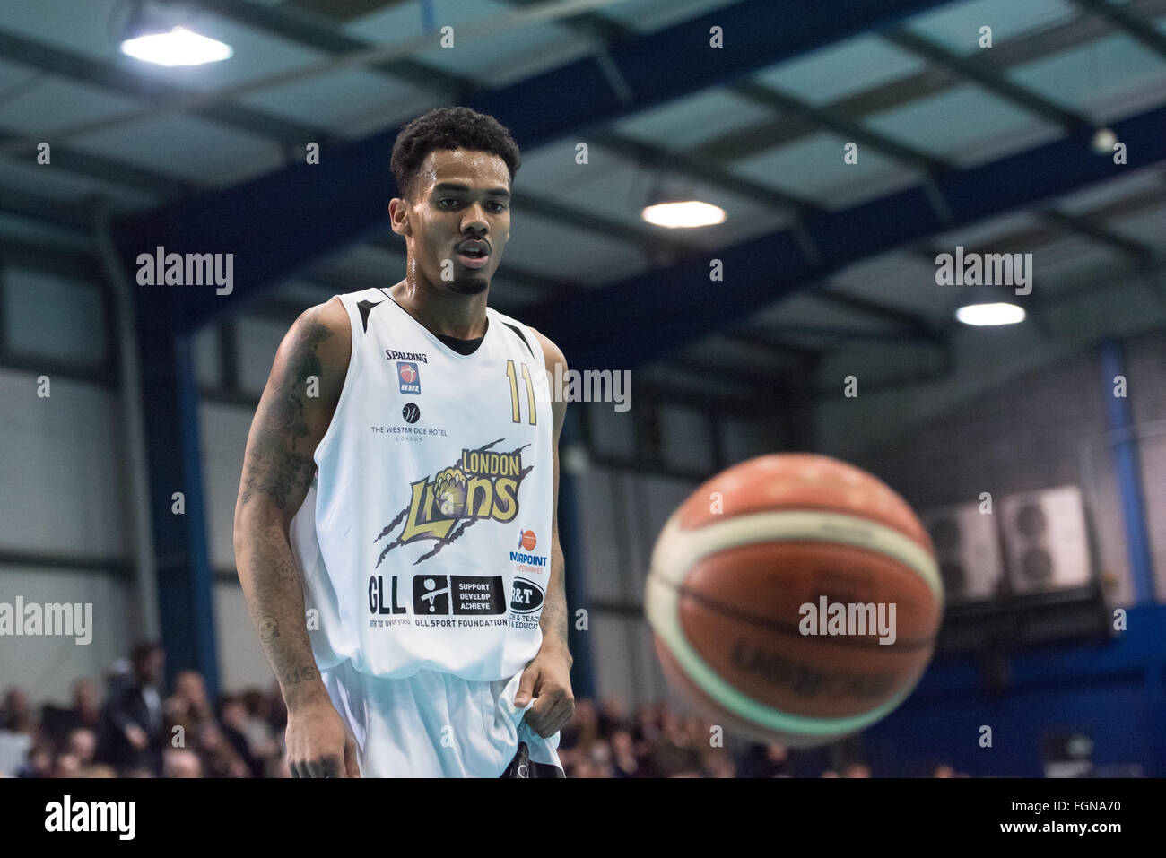 Manchester giants basketball team hi-res stock photography and images ...
