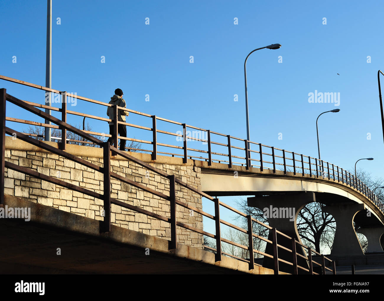 A pedestrian bridge provides safe passage over Chicago's busy Lake ...
