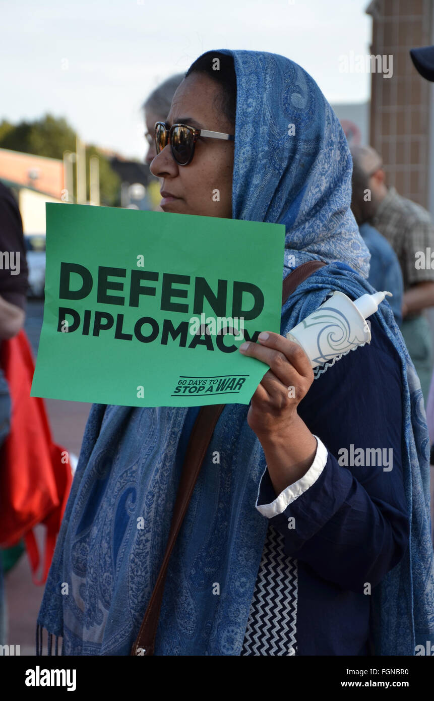 2015 peace sign hi-res stock photography and images - Alamy