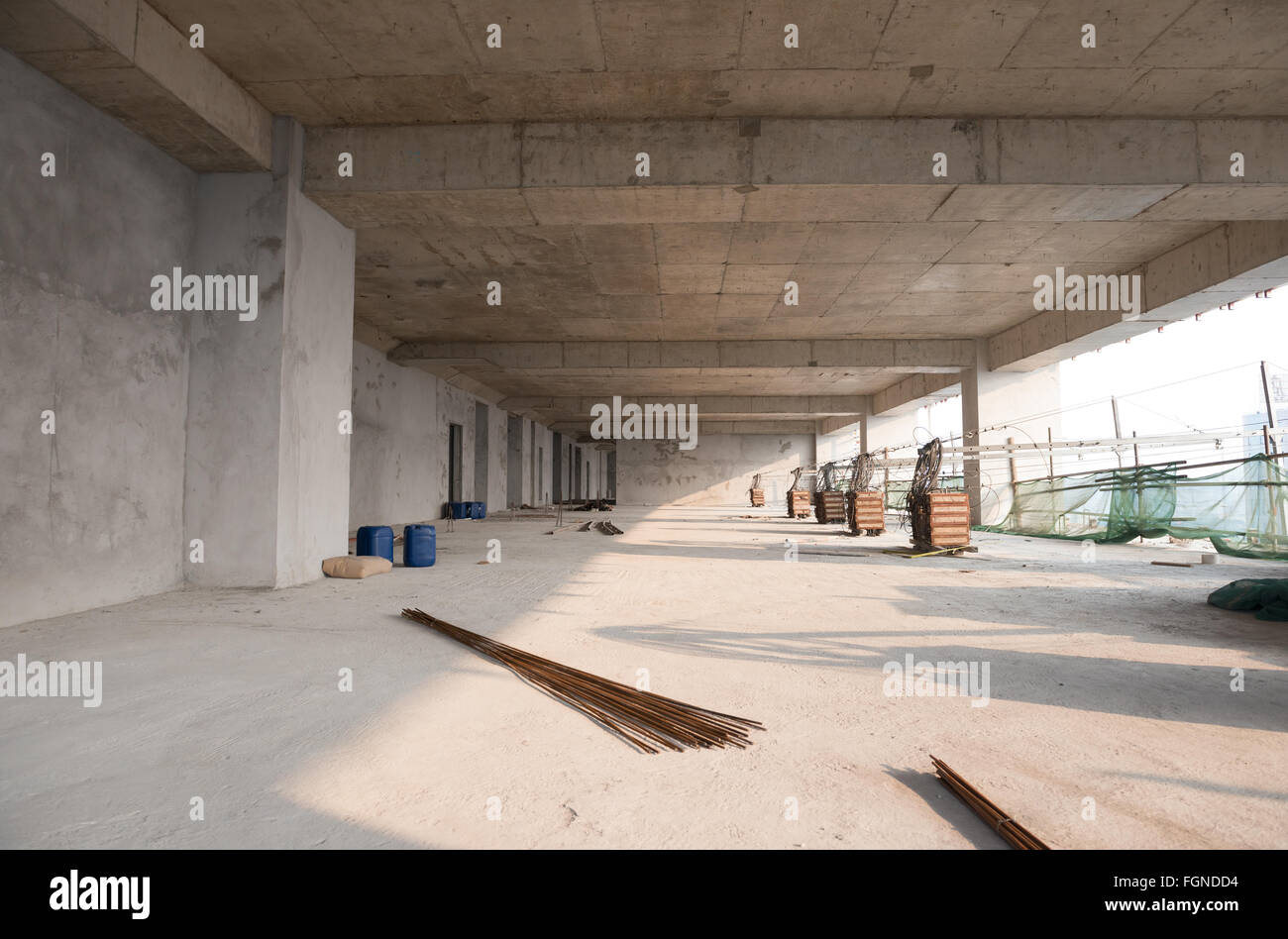 unfinished building inside Stock Photo - Alamy