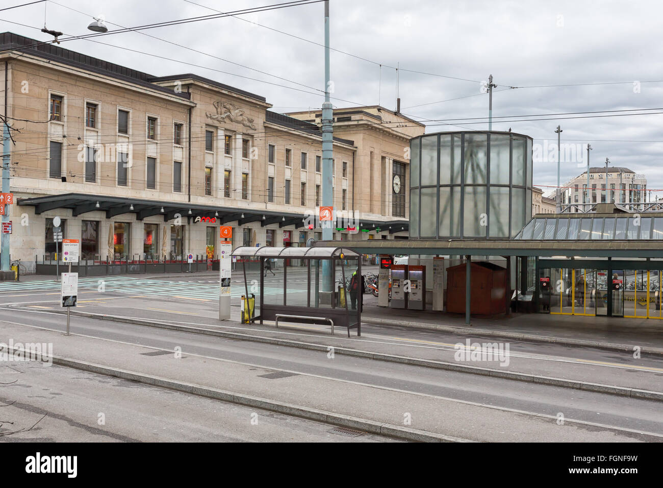 Central bus station in front hi-res stock photography and images - Alamy