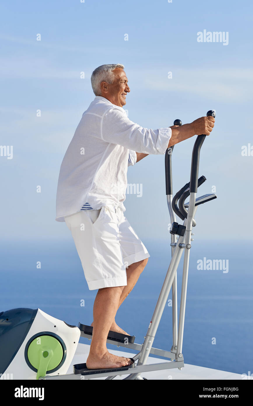 healthy senior man working out Stock Photo - Alamy