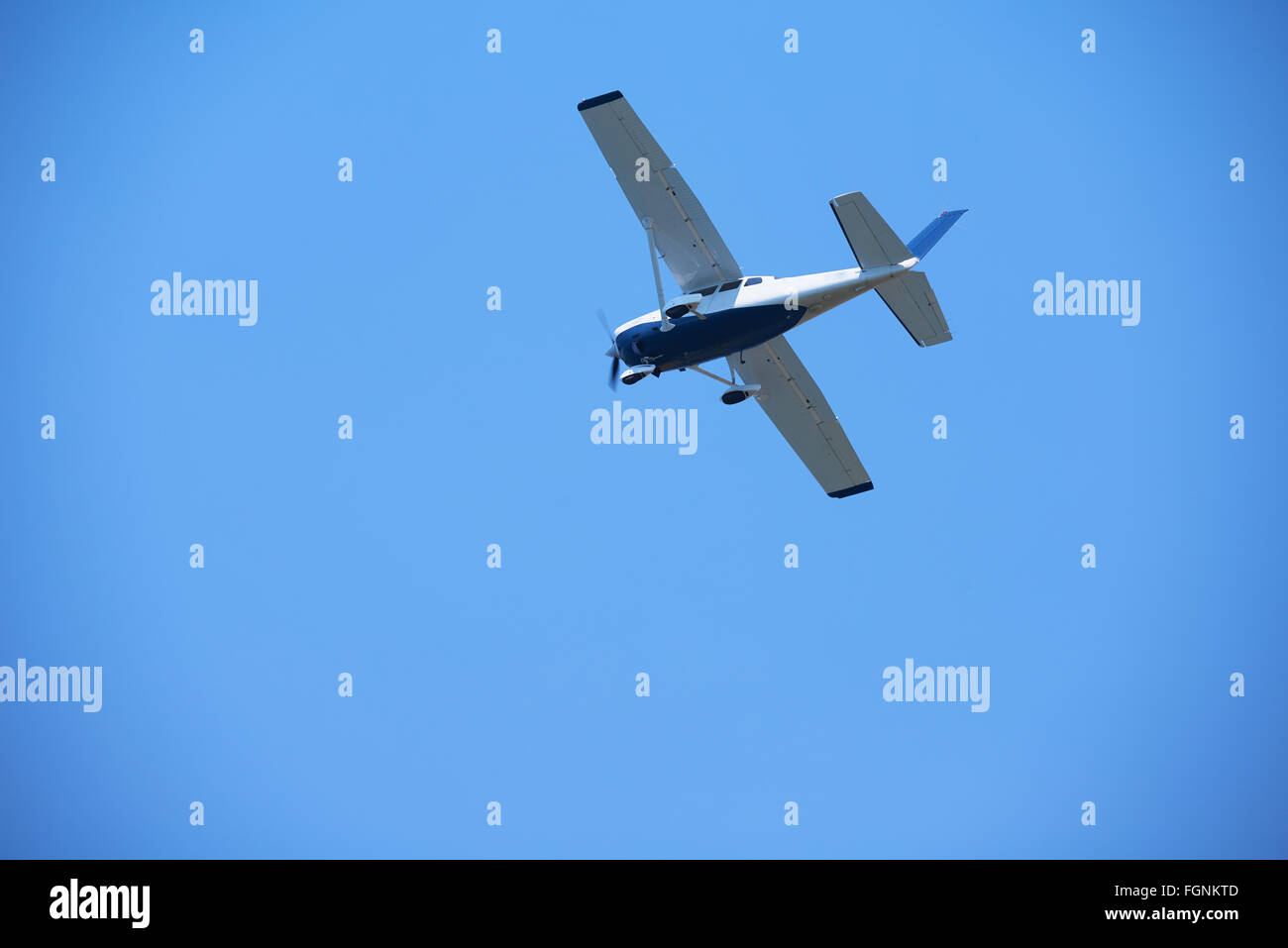 Small air show hi-res stock photography and images - Alamy