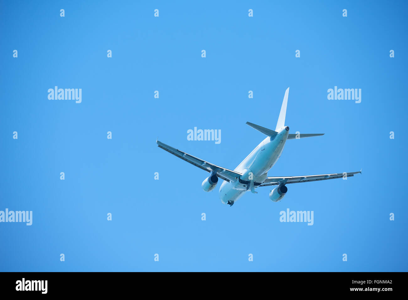 Modern aeroplane hi-res stock photography and images - Alamy