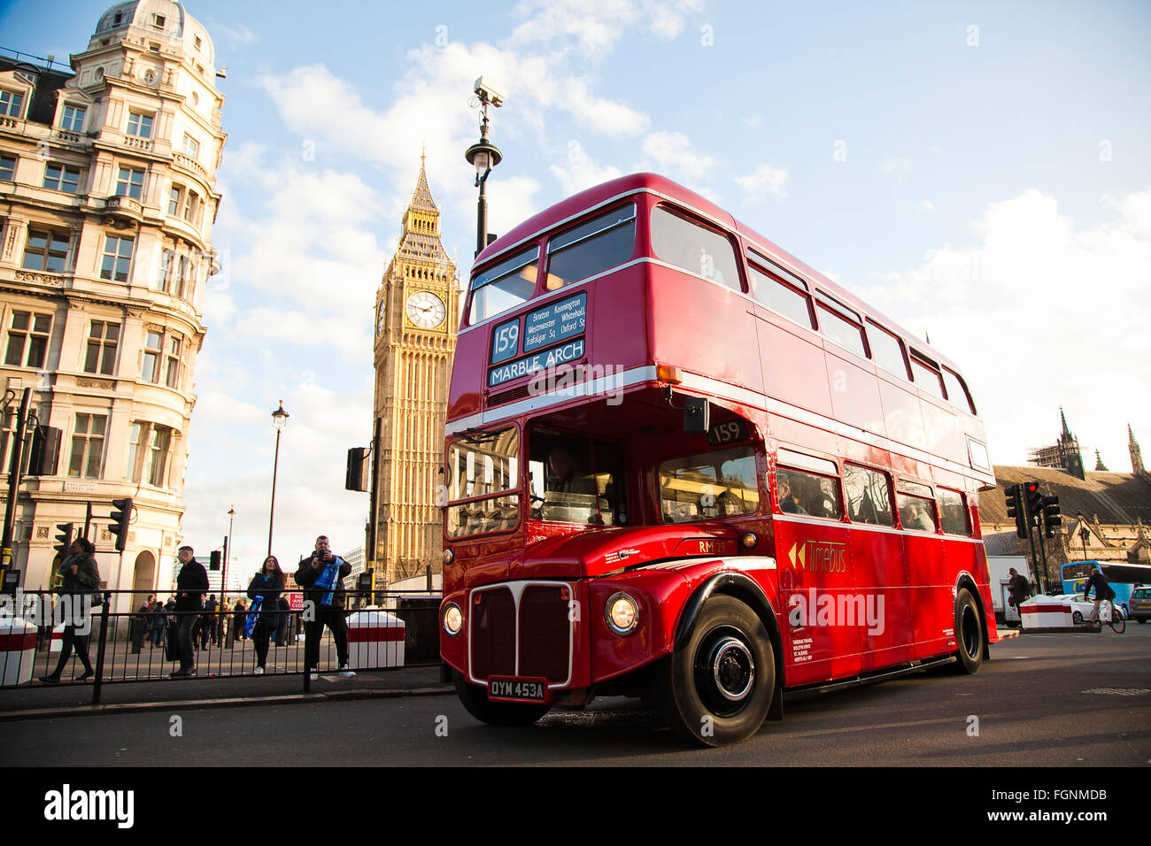 London routemaster bus conductor hi-res stock photography and images ...