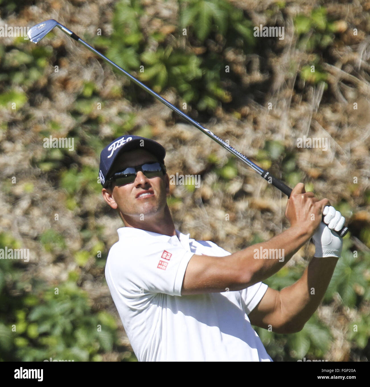 Los Angeles, California, USA. 21st Feb, 2016. Adam Scott plays in the ...