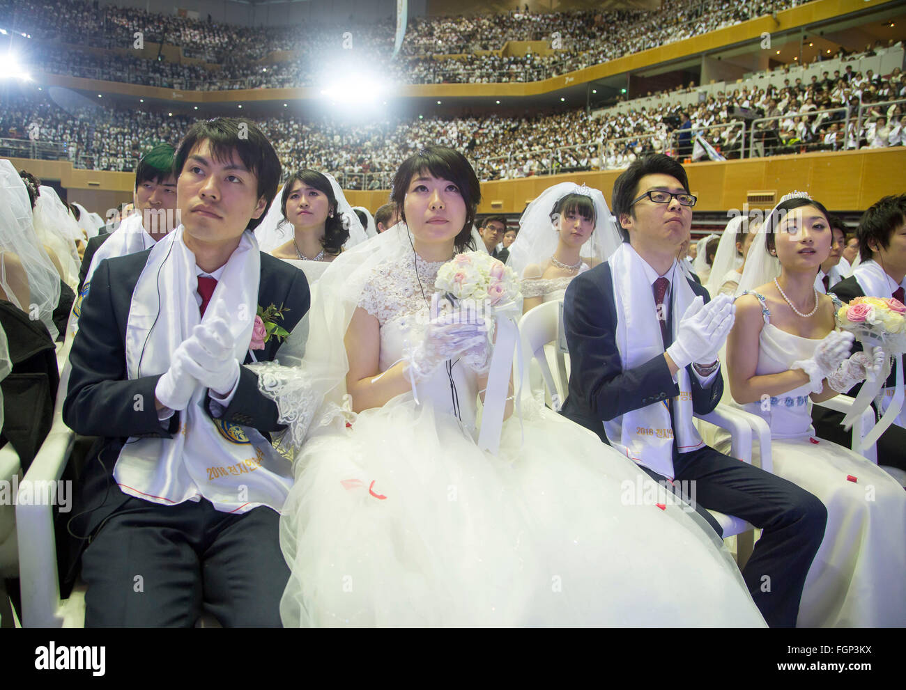 Rev sun myung unification church High Resolution Stock Photography and ...