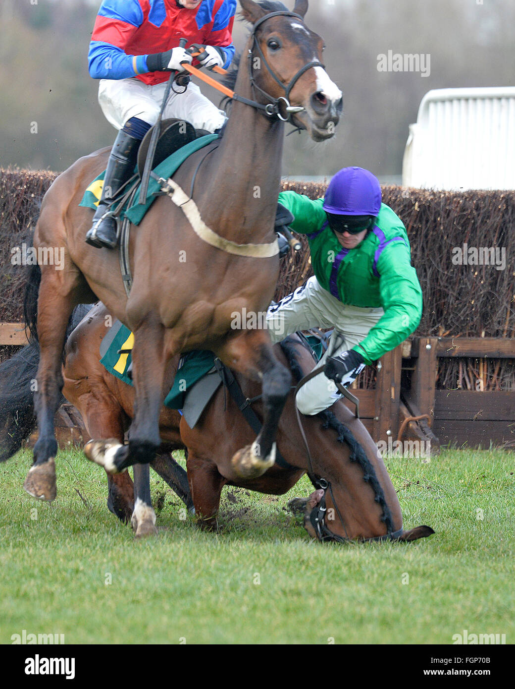 National hunt race hi-res stock photography and images - Alamy
