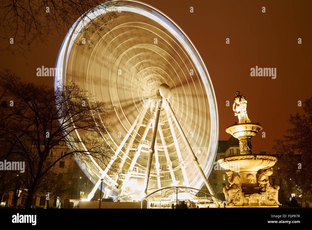 Long exposure of the Giant Wheel in Budapest Stock Photo - Alamy
