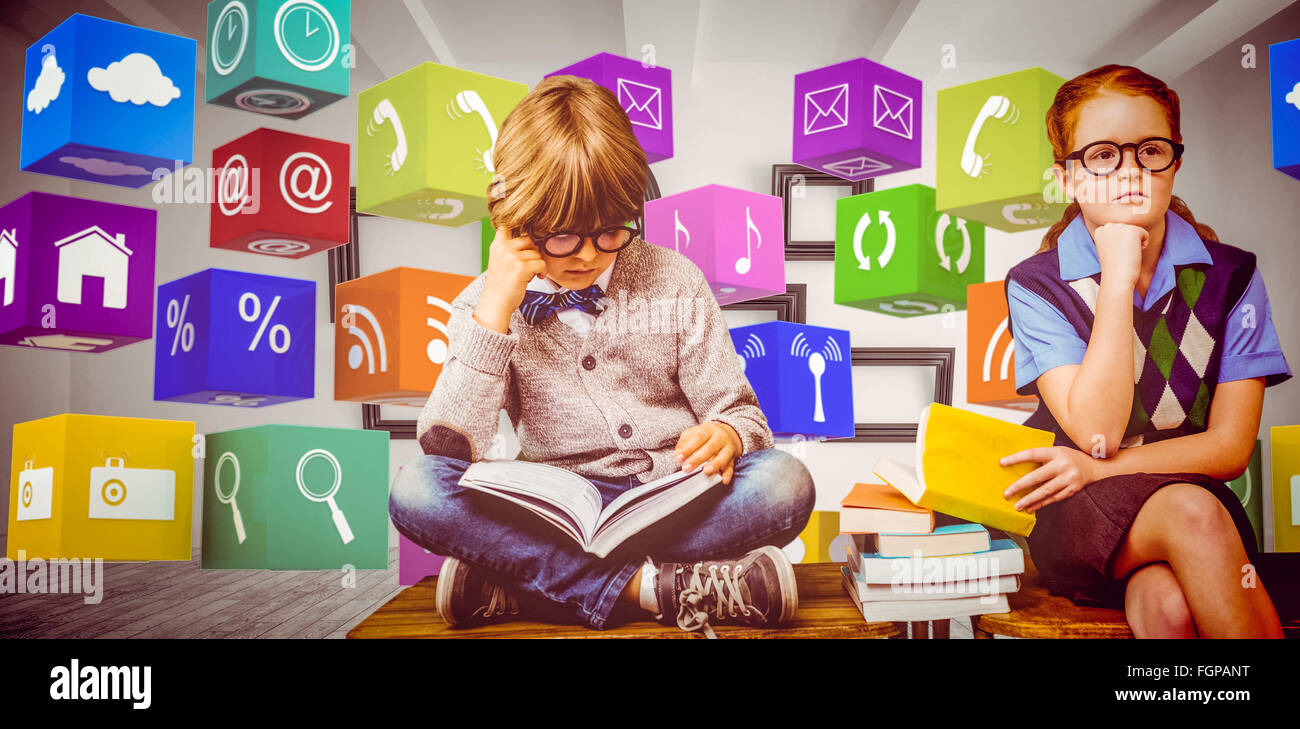 Oval pupil hi-res stock photography and images - Alamy