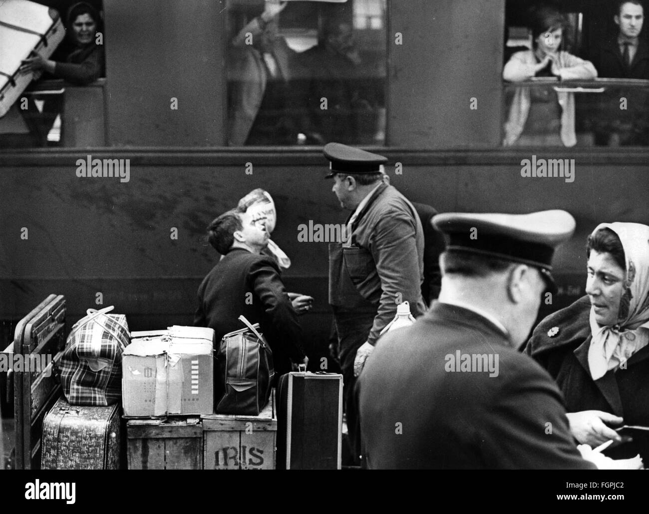 geography / travel, Germany, people, arrival of Greek foreign workers ...