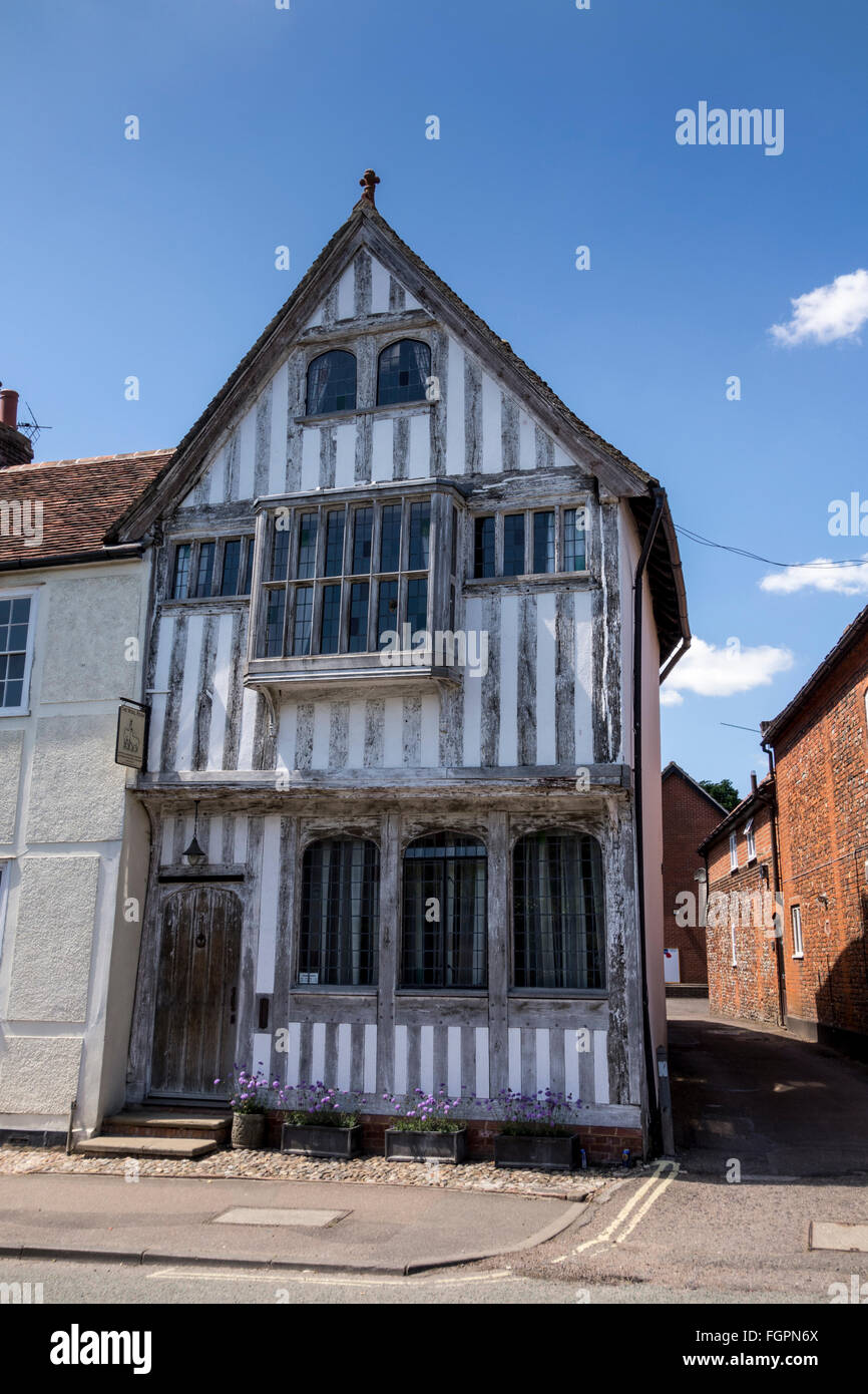 Medieval cottage hi-res stock photography and images - Alamy