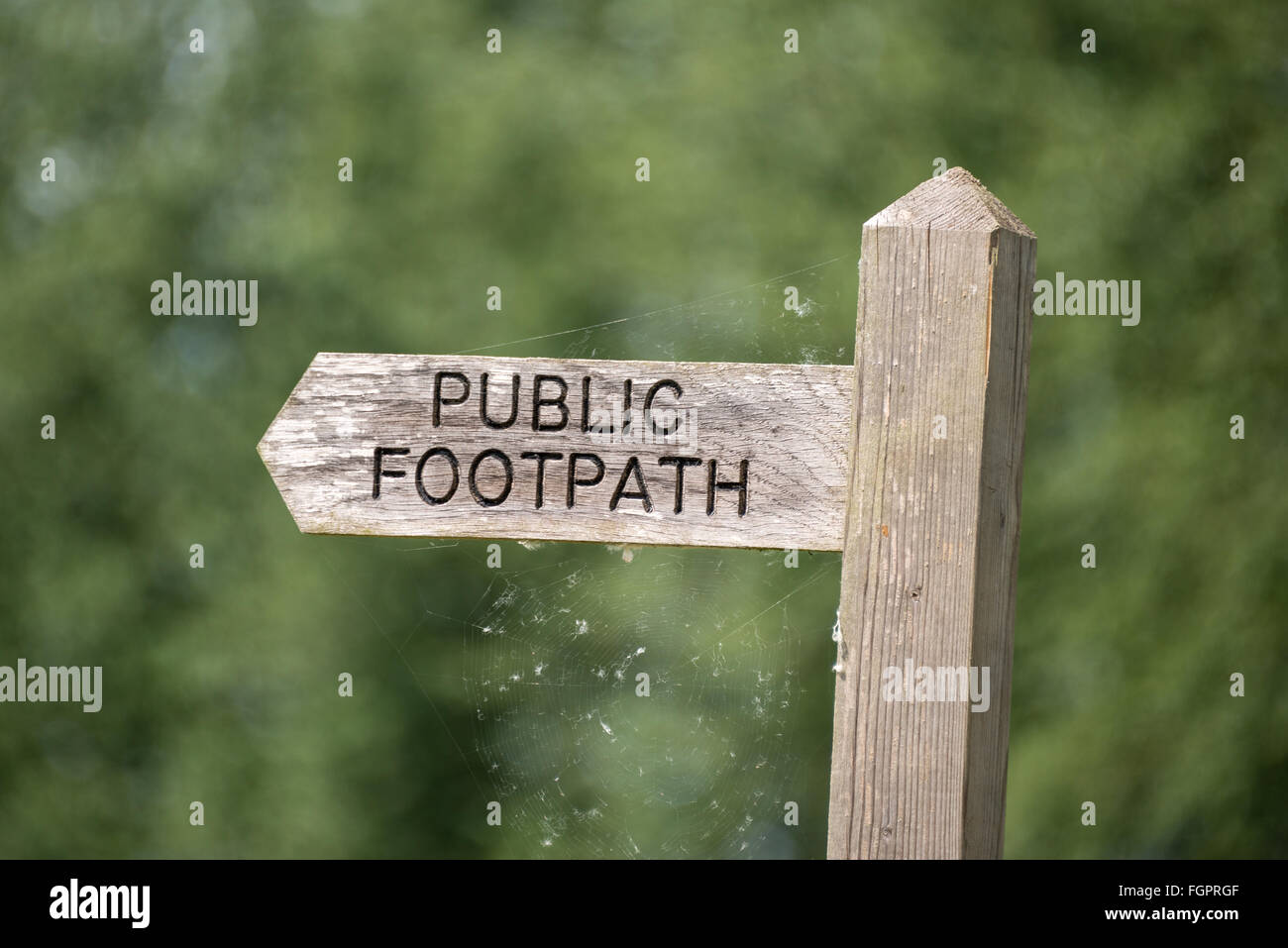 Footpath sign waymark arrow hi-res stock photography and images - Alamy Footpath sign waymark arrow hi-res stock photography and images - Alamy