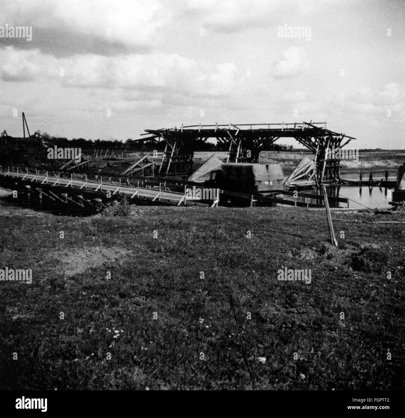 events, Second World War / WWII, Soviet Union, a lorry of a German ...
