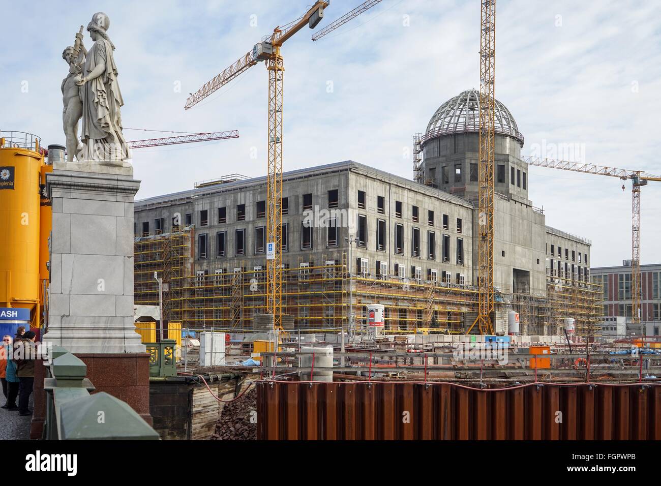Germany: Construction site of Berlin's City Palace (Stadtschloss ...
