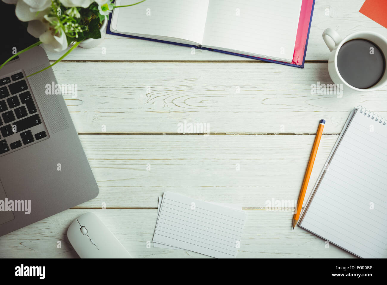 Overhead desk surface flowers hi-res stock photography and images - Alamy