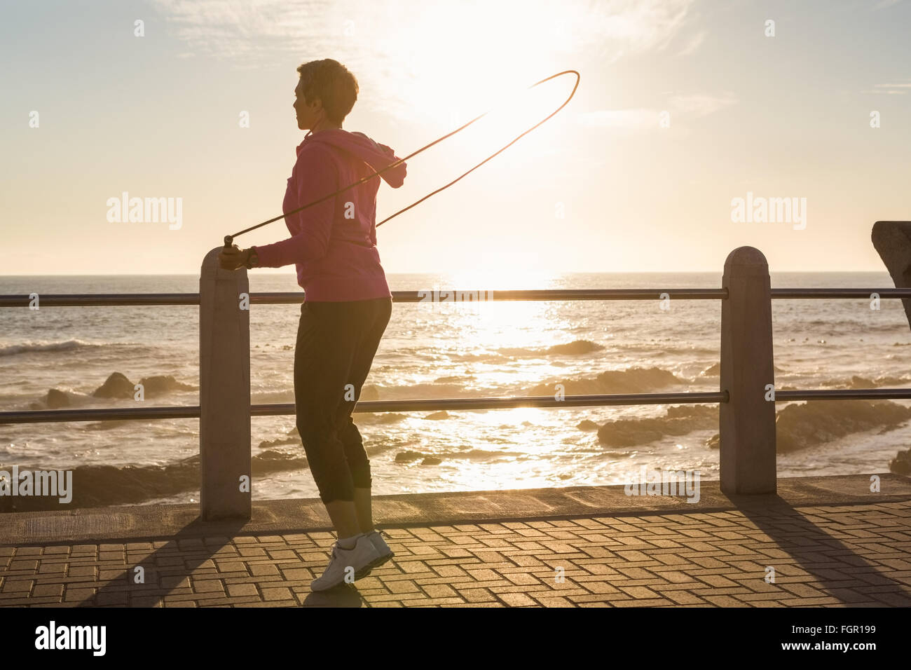 Mature woman skipping rope hi-res stock photography and images - Alamy