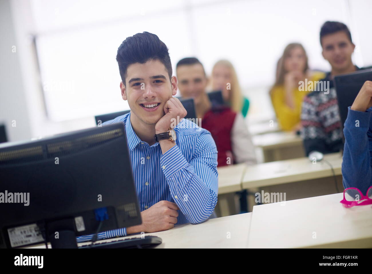students group in computer lab classroom Stock Photo - Alamy