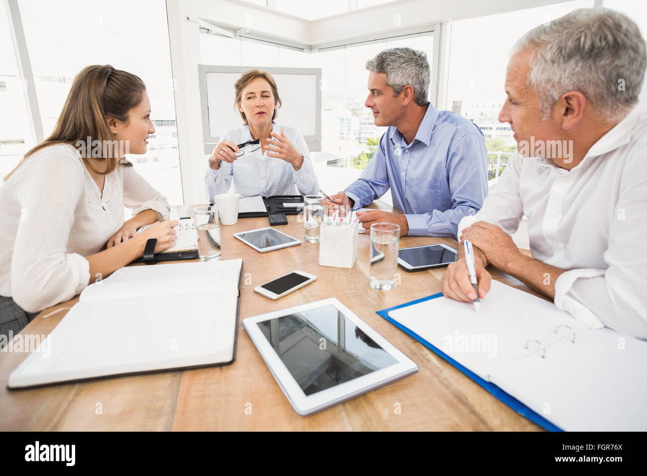 Sitting arrangements hi-res stock photography and images - Alamy