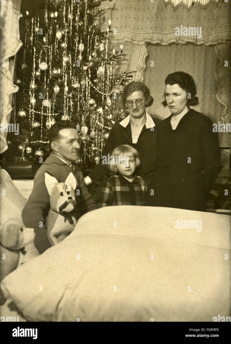 1930s christmas tree hi-res stock photography and images - Alamy