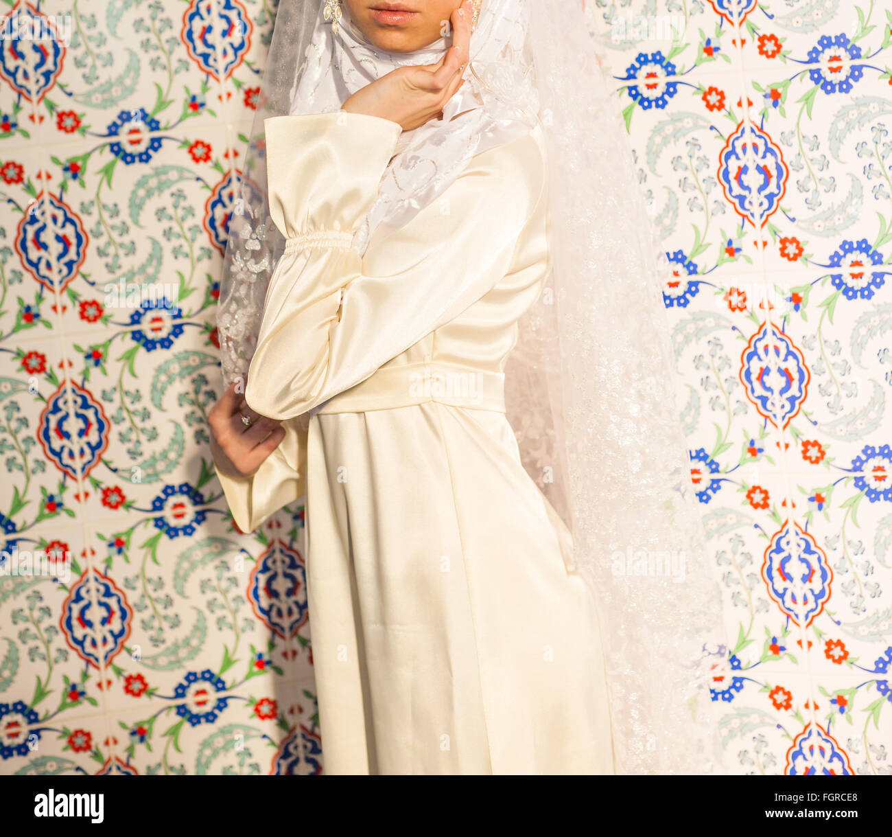 beautiful muslim bride Stock Photo - Alamy