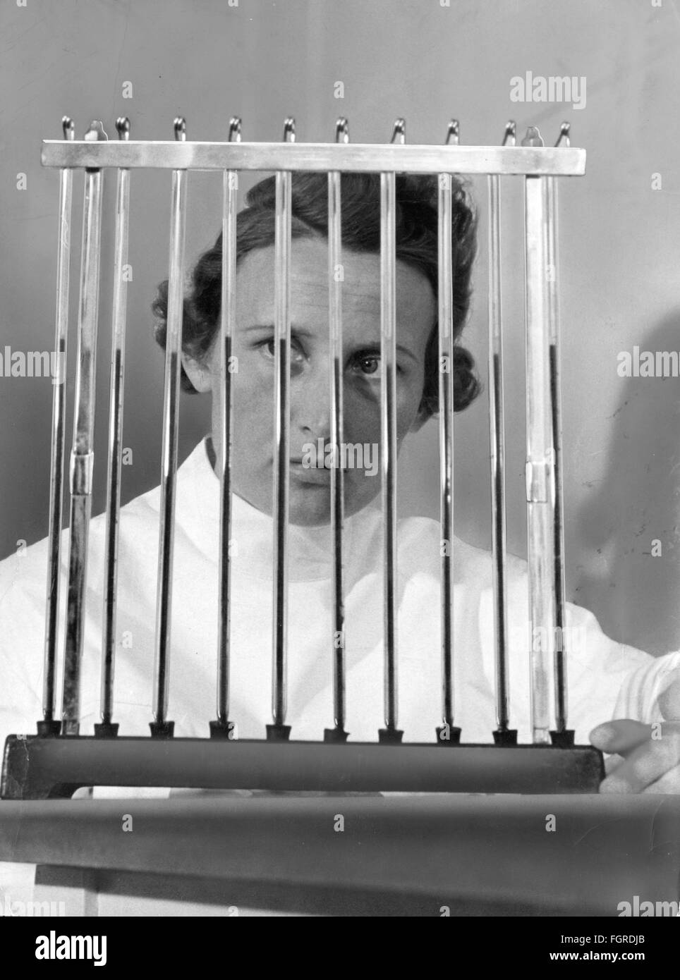 1940s laboratory hi-res stock photography and images - Alamy