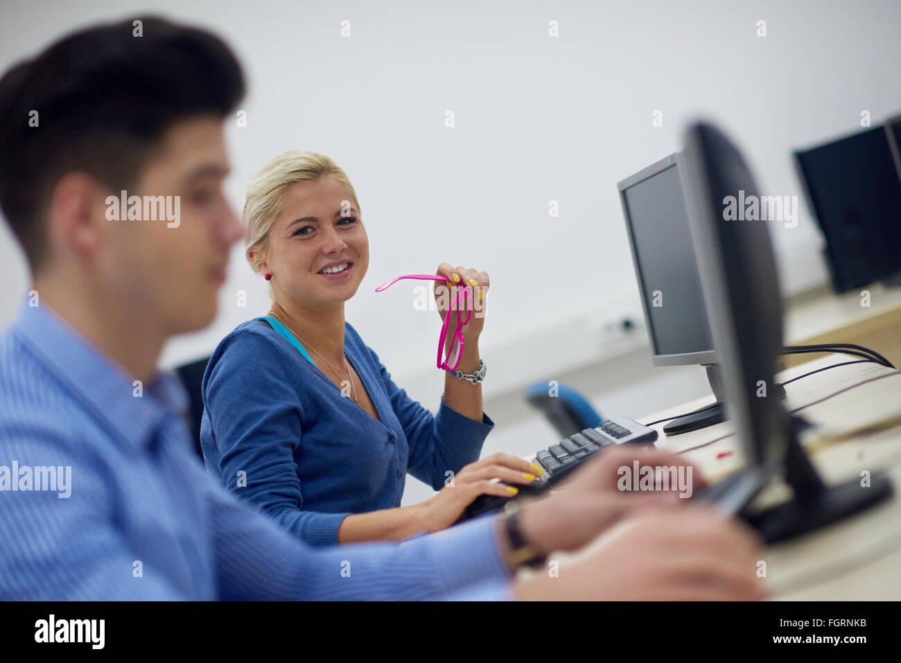 students group in computer lab classroom Stock Photo - Alamy