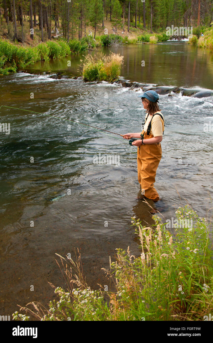 Fall river oregon fishing hi-res stock photography and images - Alamy