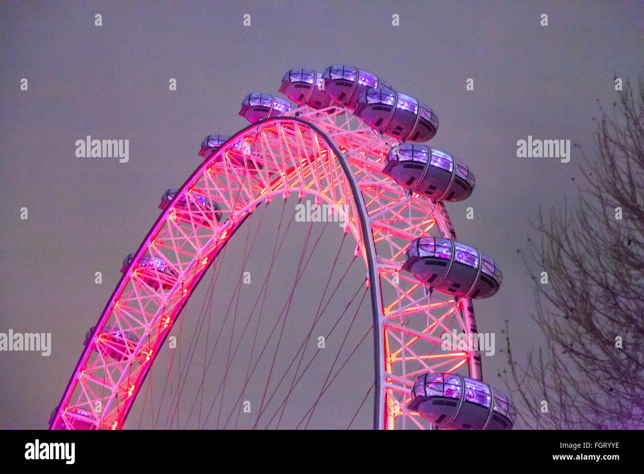 London Eye Millennium Wheel at night lights lit up top part giant ...