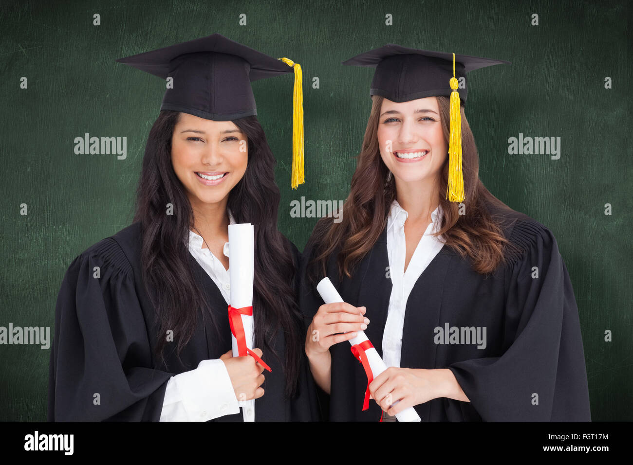 Graduating with friends hi-res stock photography and images - Alamy