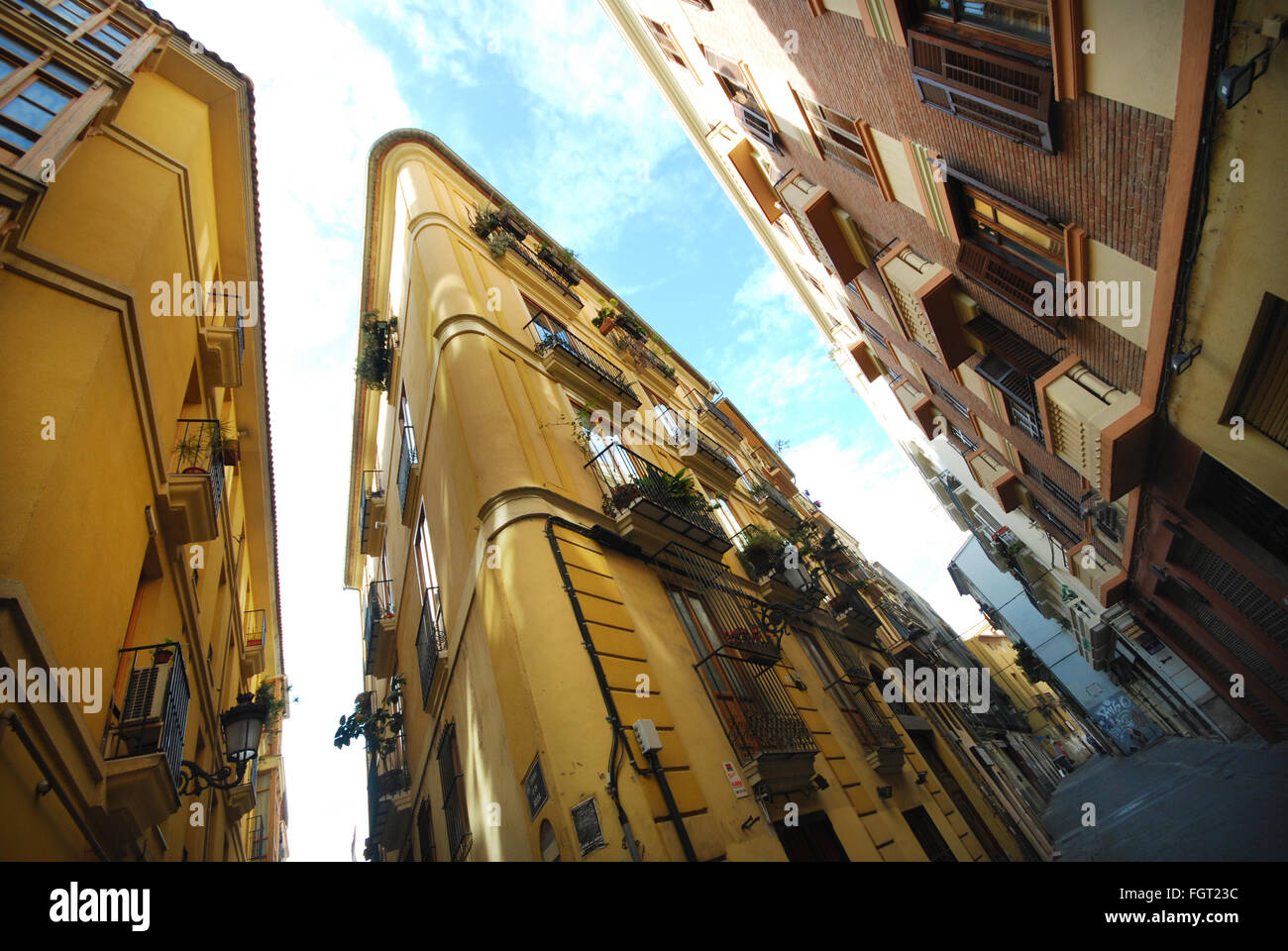 Ghetto barrio hi-res stock photography and images - Alamy