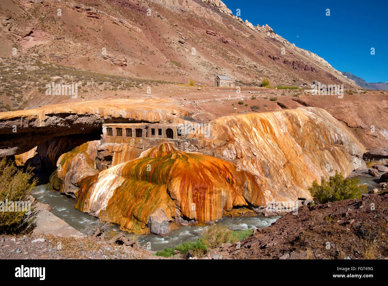 Puente del inca hi-res stock photography and images - Alamy