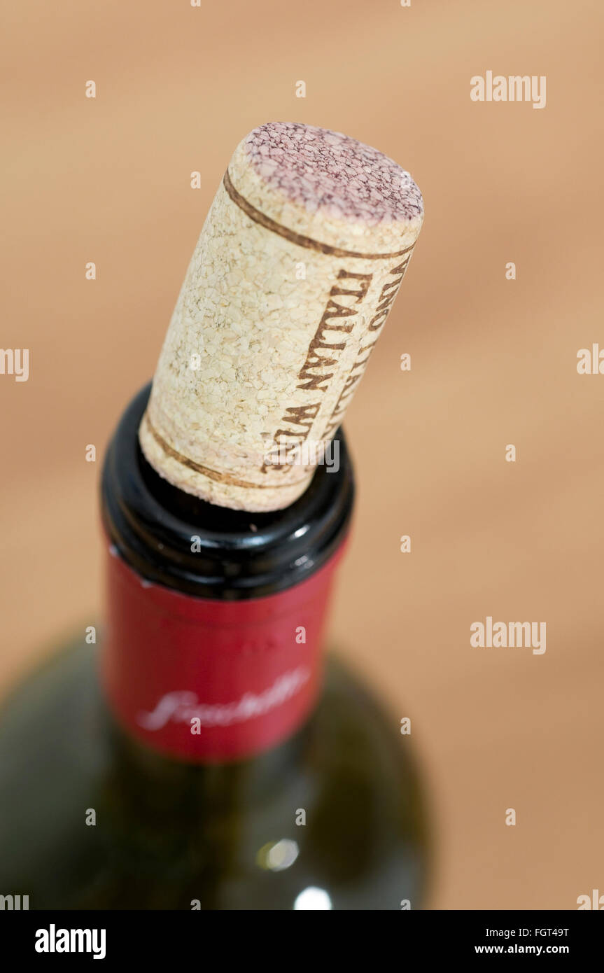Bottle of Italian wine with stopper Stock Photo - Alamy