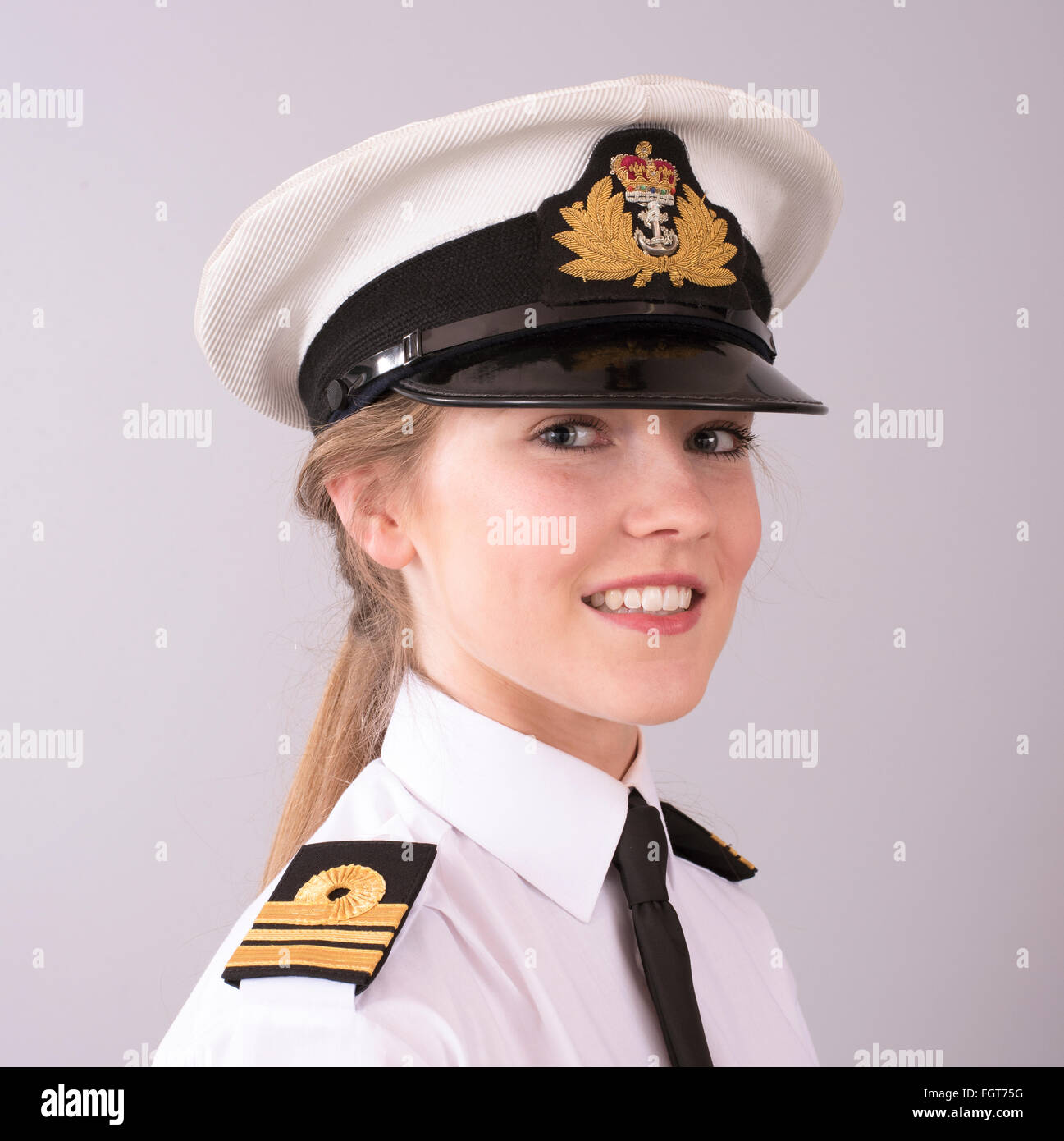 Female navy officer hi-res stock photography and images - Alamy