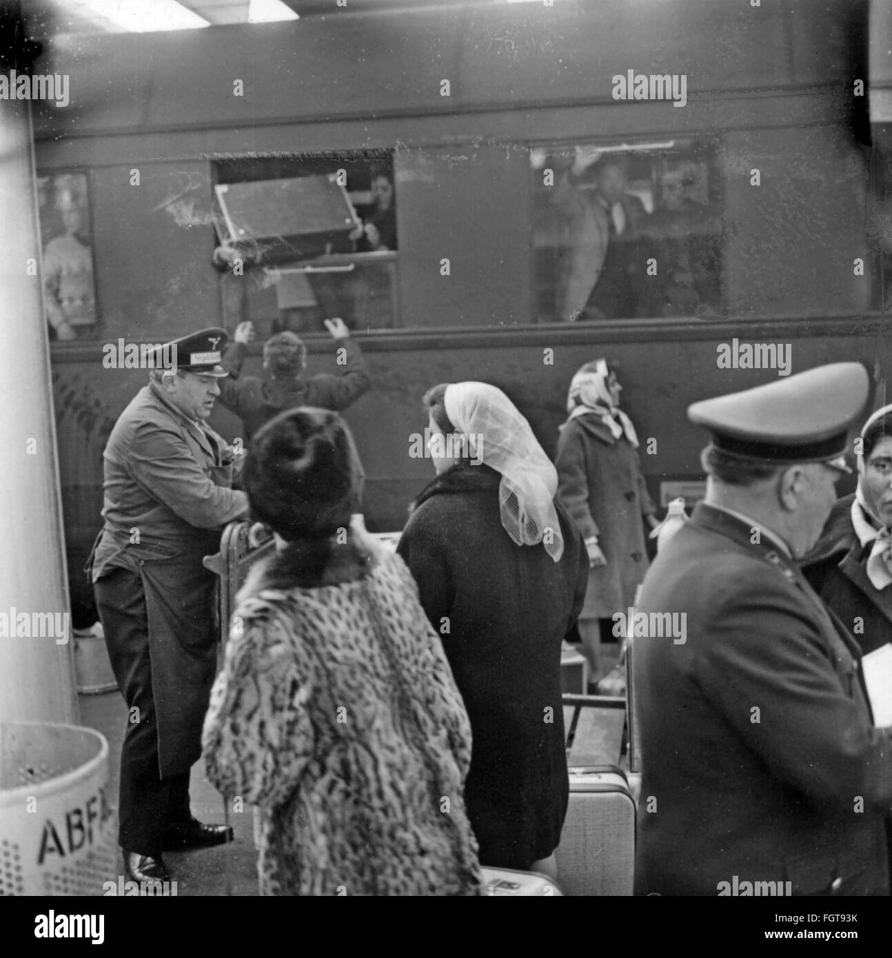 geography / travel, Germany, people, arrival of Yugoslavian and Greek ...
