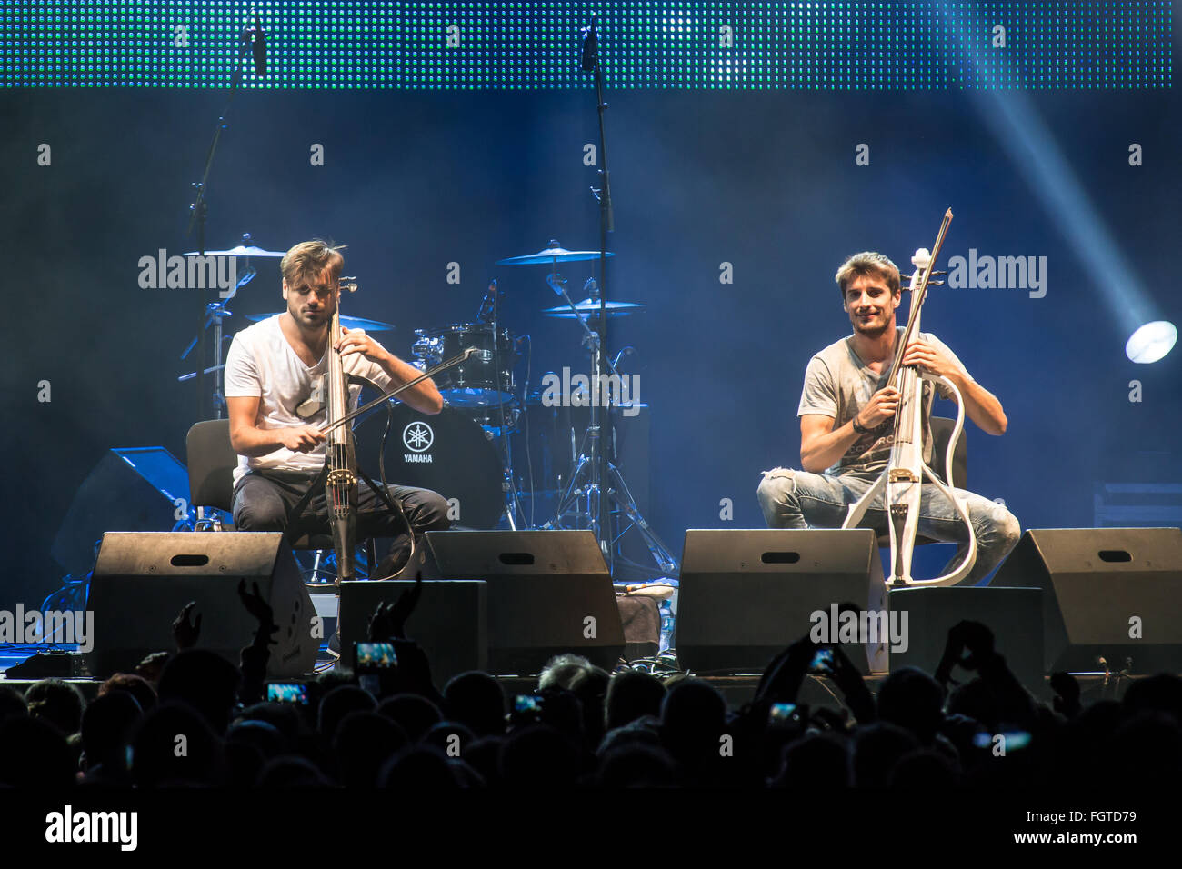 2cellos performance hi-res stock photography and images - Alamy