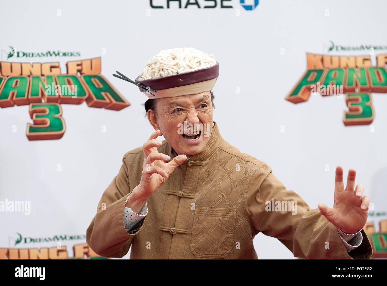 Dreamworks animation 2016 hi-res stock photography and images - Alamy