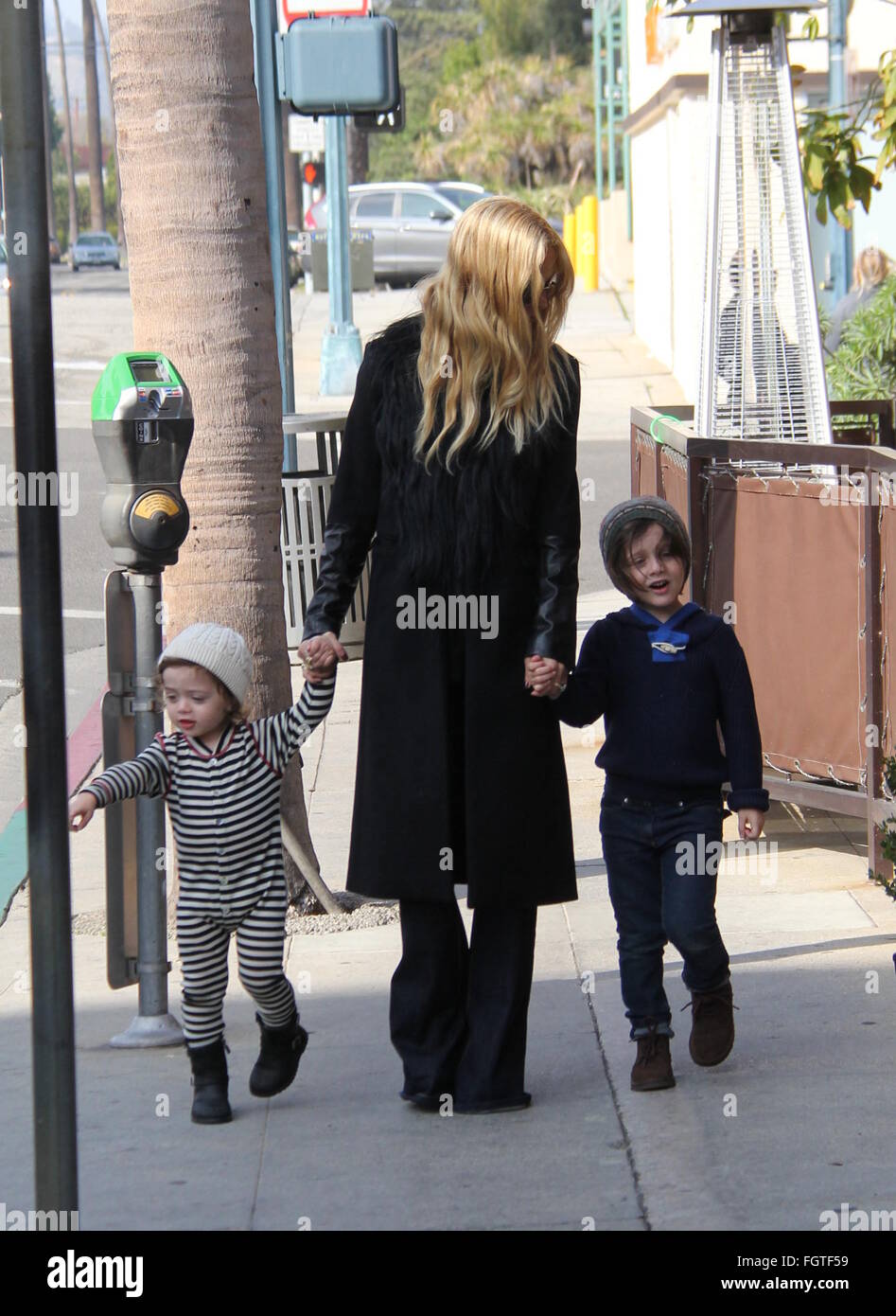 Rachel Zoe spotted out with her husband Rodger Berman and their sons ...